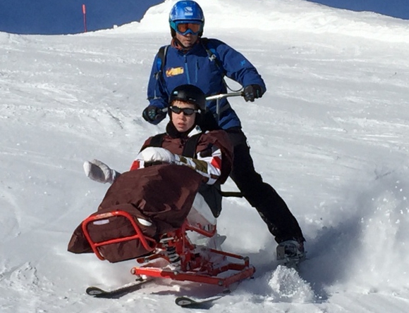 Faire du Dual Ski! — Association Rêves Suisse